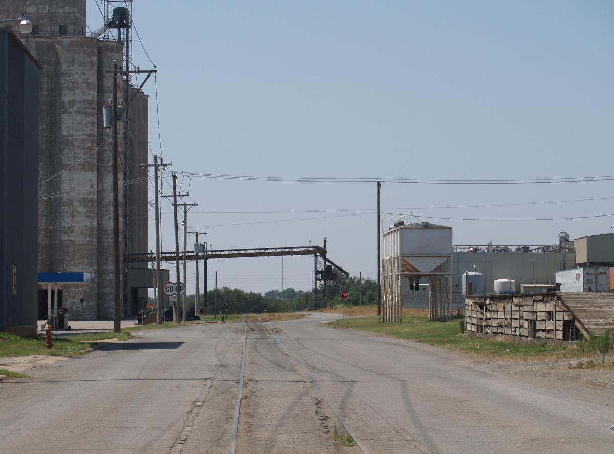 The Clinton, Oklahoma and Western Railroad - Abandoned Rails