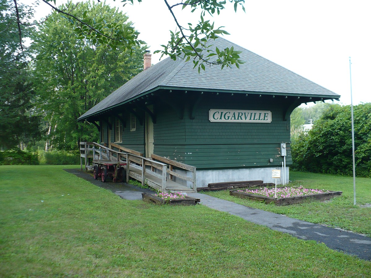 The Cigarville Station - Abandoned Rails