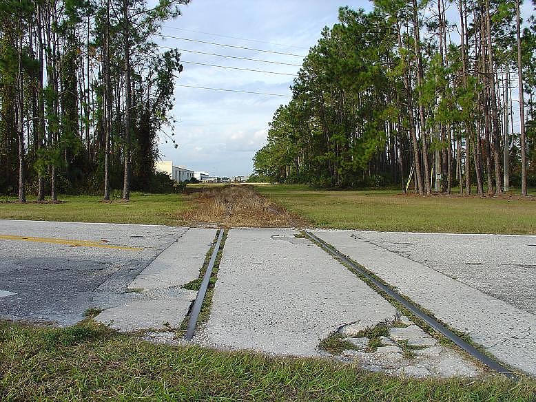 Taft to McCoy Air Force Base, FL - Abandoned Rails