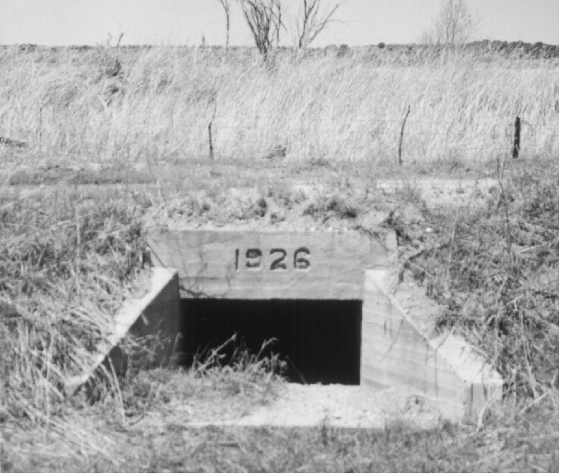 Traces of the Quanah, Acme & Pacific Railway - Abandoned Rails
