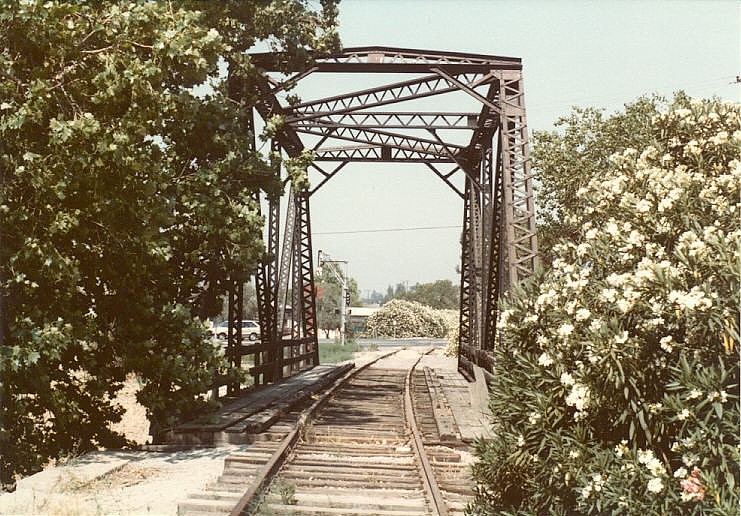 The Redlands Branch - Abandoned Rails