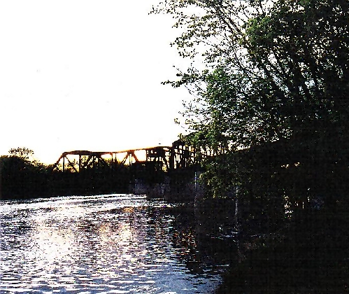 The Red River Bridge - Abandoned Rails