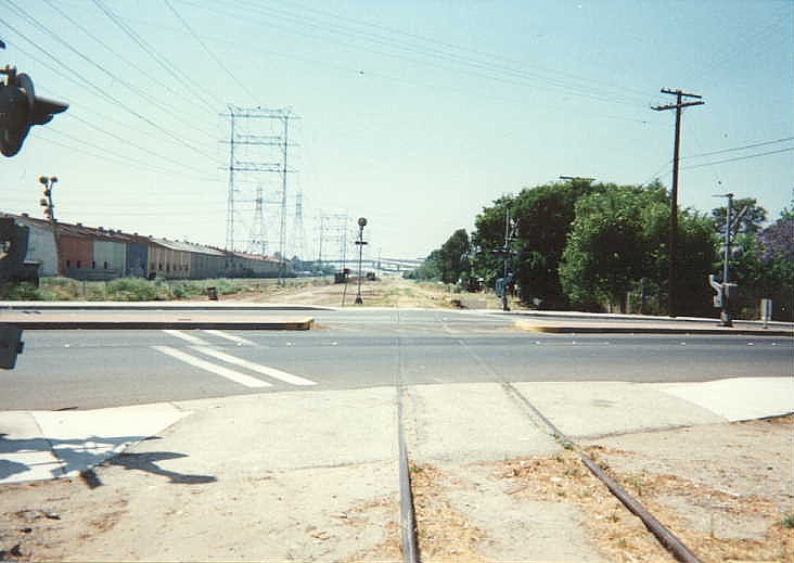 The Santa Ana Branch - Abandoned Rails