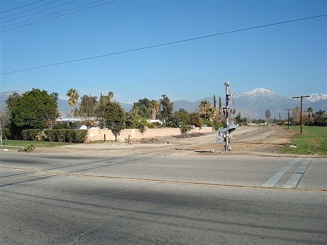 The Redlands Loop - Abandoned Rails
