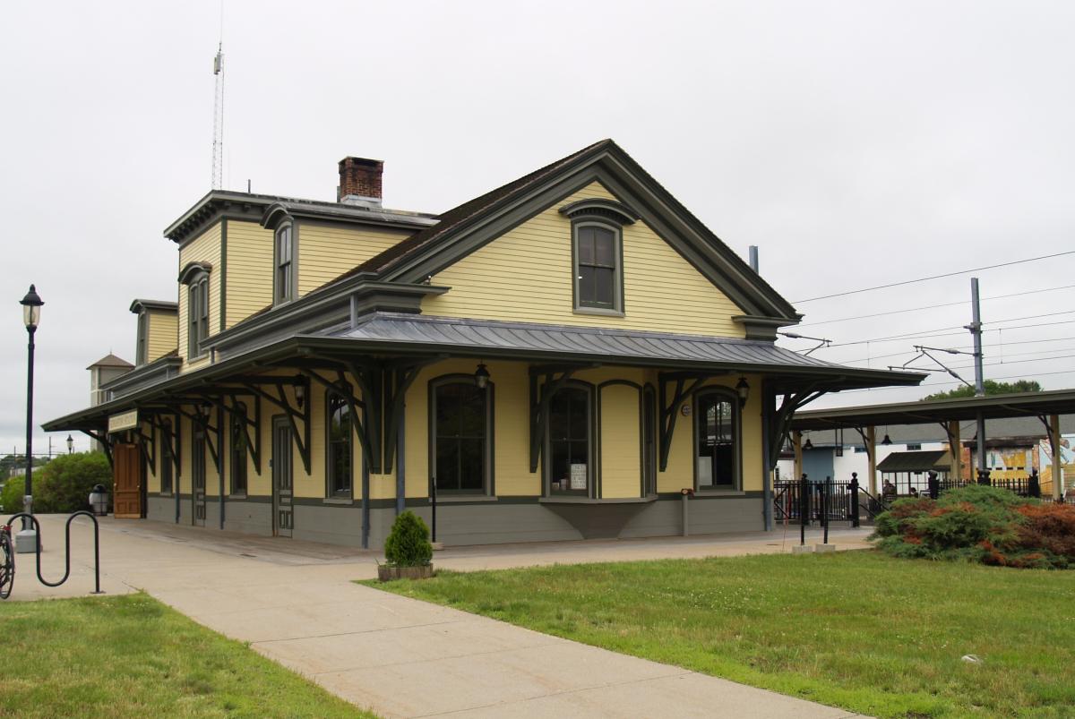 The Narragansett Pier Railroad - Abandoned Rails