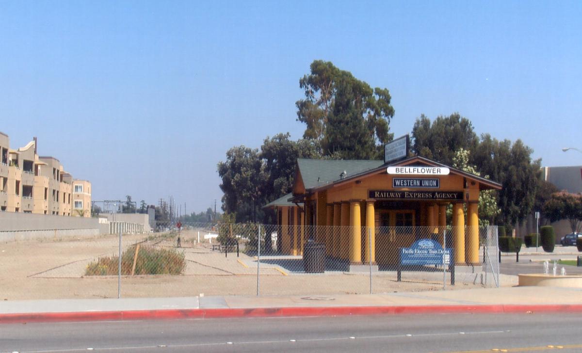 The Santa Ana Branch - Abandoned Rails